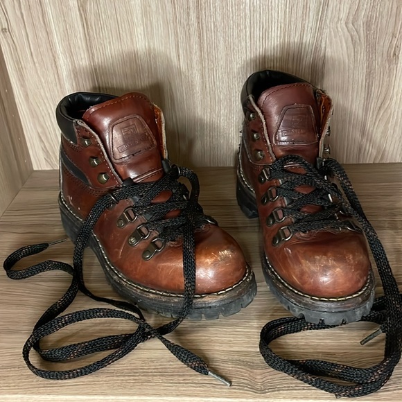 Prospector | Shoes | Brown Leather Prospector Hiking Boots Vintage Look ...